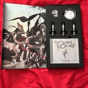 hipdot | Makeup | Mcr Collectors Box | Poshmark